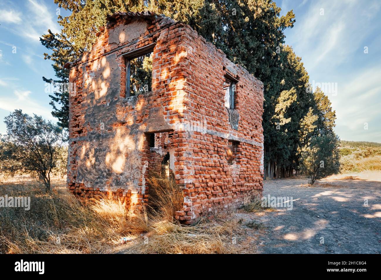 Two story brick house hi-res stock photography and images - Alamy