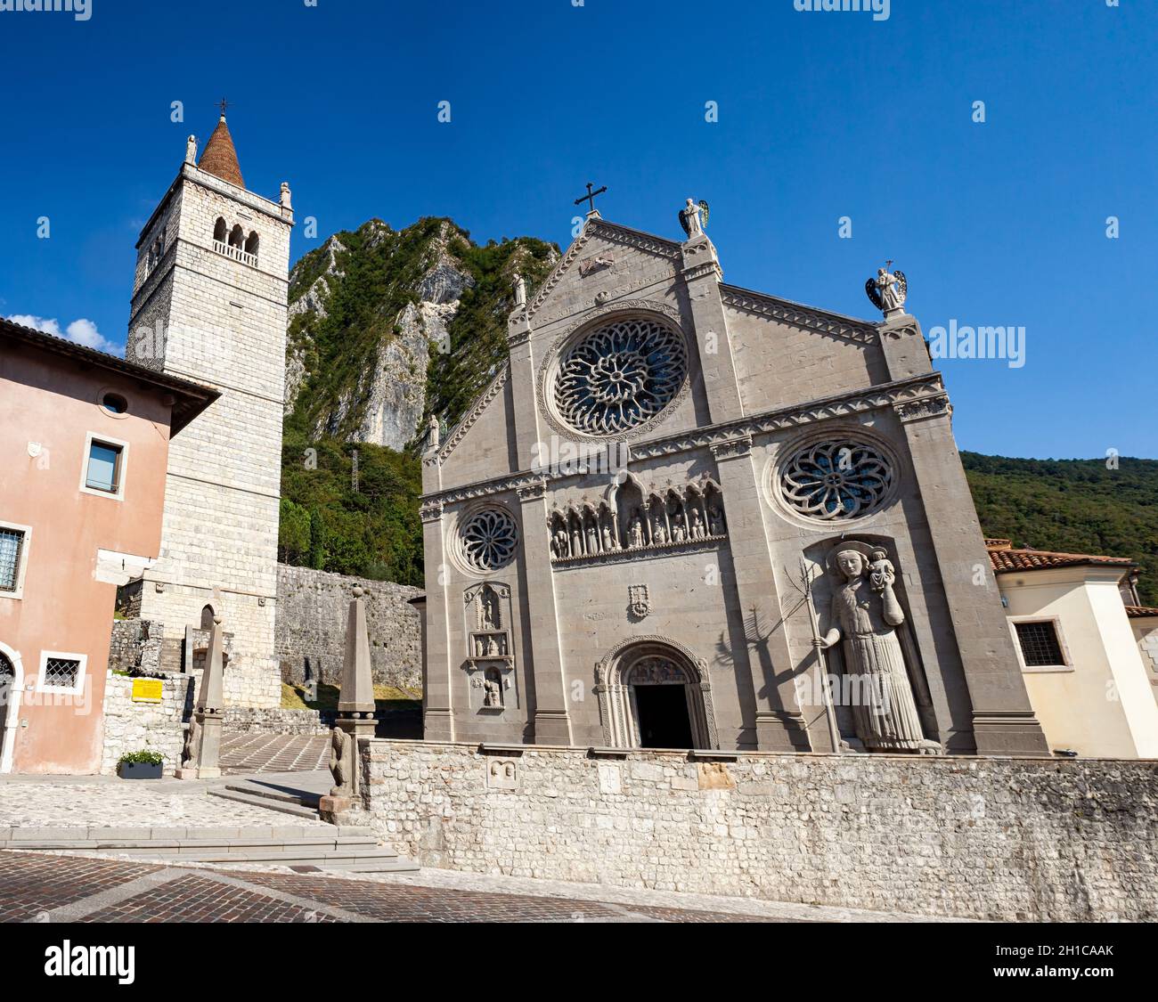 Duomo di gemona del friuli hi-res stock photography and images - Alamy