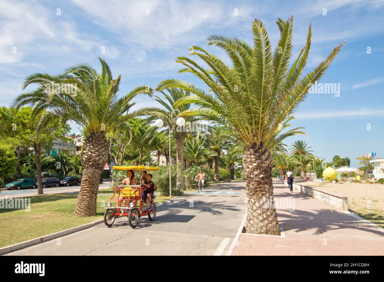 Seascape, Promenade, People, Tortoreto,, Abruzzo, Italy, Europe Stock ...