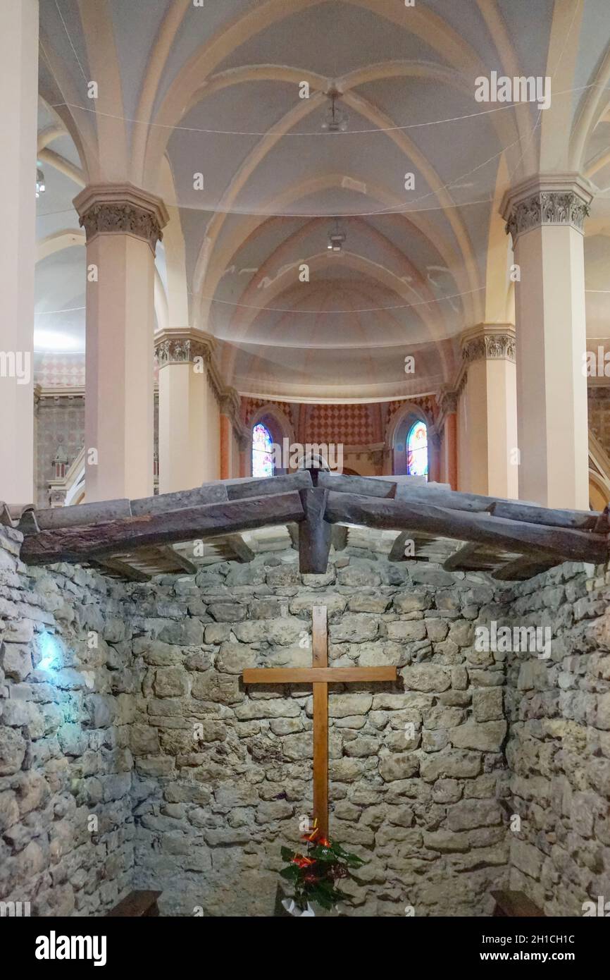 Sanctuary of Santa Maria di Rivotorto of Assisi, Sacred Hovel, The room ...