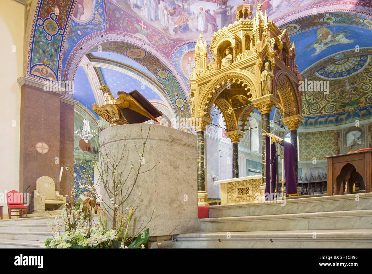 Altar of St. Emidio Cathedral, Ascoli Piceno, Marche, Italy, Europe ...