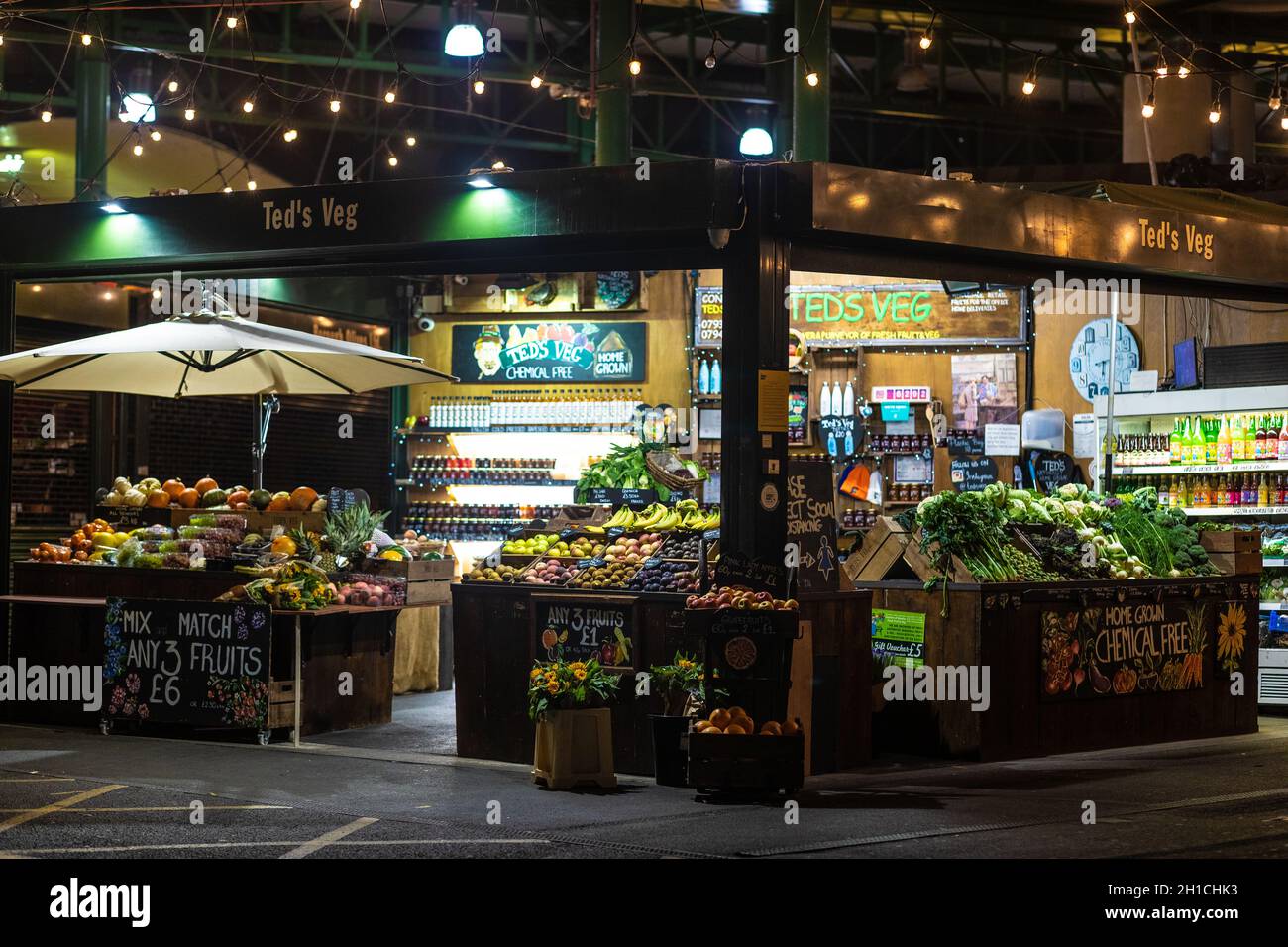 London Bridge and Borough Market Stock Photo - Alamy
