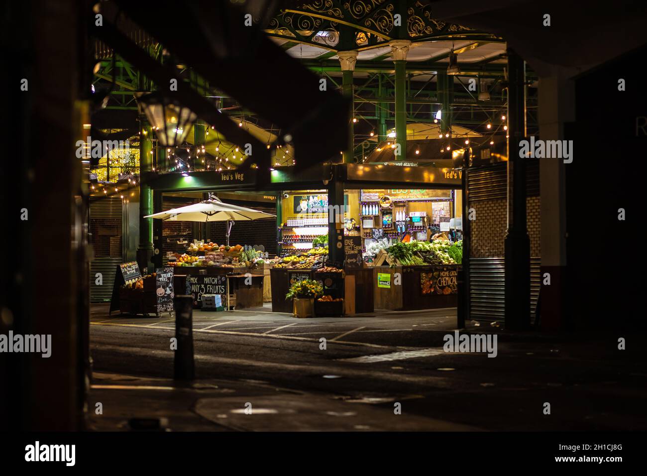 London Bridge and Borough Market Stock Photo - Alamy