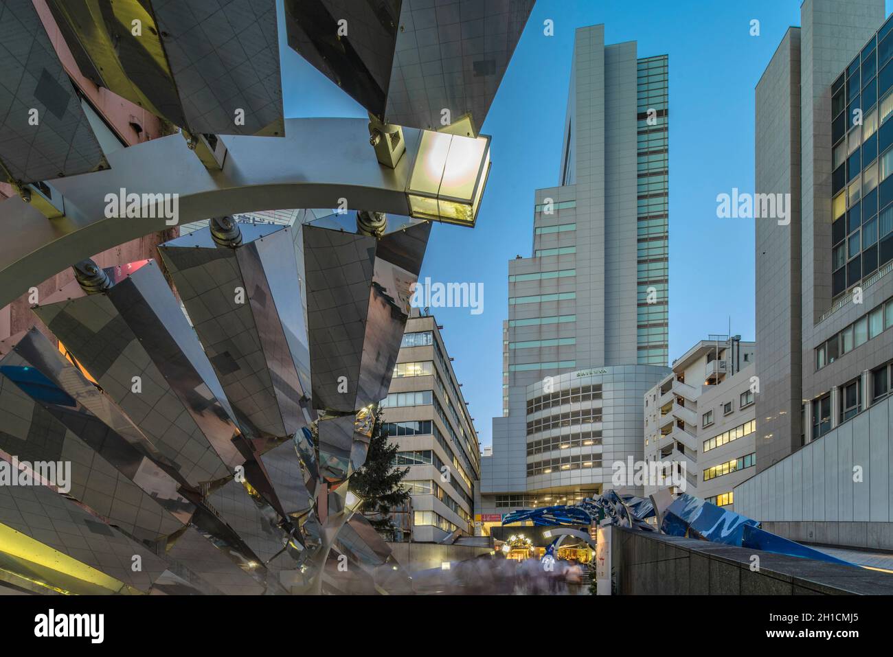 Futuristic architecture with mirroring panels swiveling in Shibuya ...