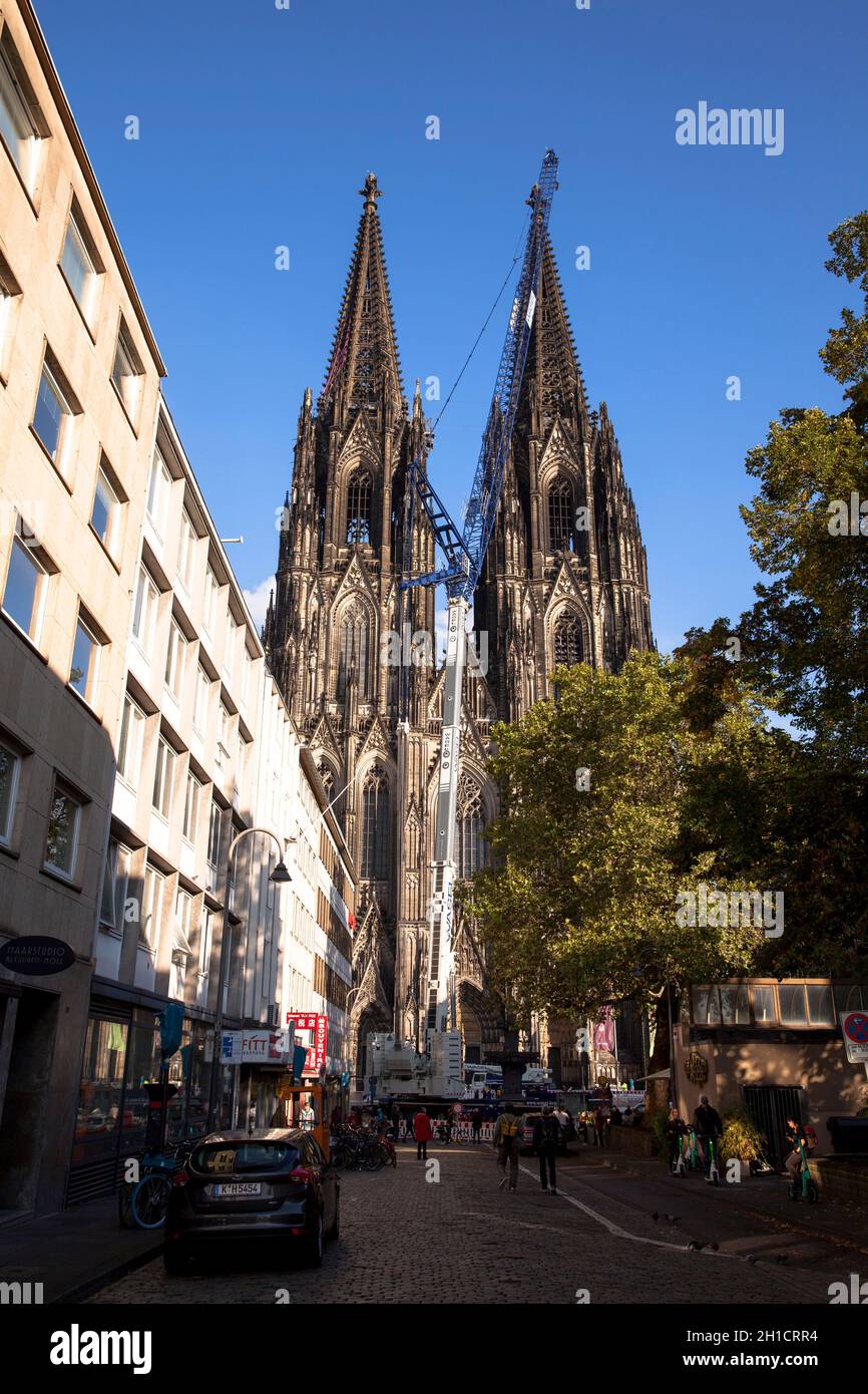 after the removing of a 30-meter-high scaffold, that hung for 10 years ...