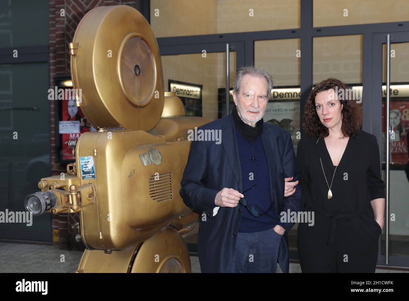 Edgar Reitz, Anna Hepp, 800 MAL EINSAM - Ein Tag mit dem Filmemacher ...