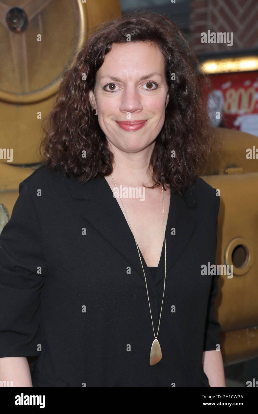 Filmstudio hi-res stock photography and images - Alamy