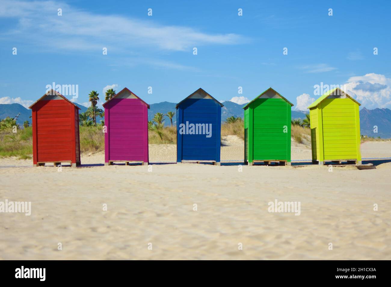 Changing on the beach hi-res stock photography and images - Alamy