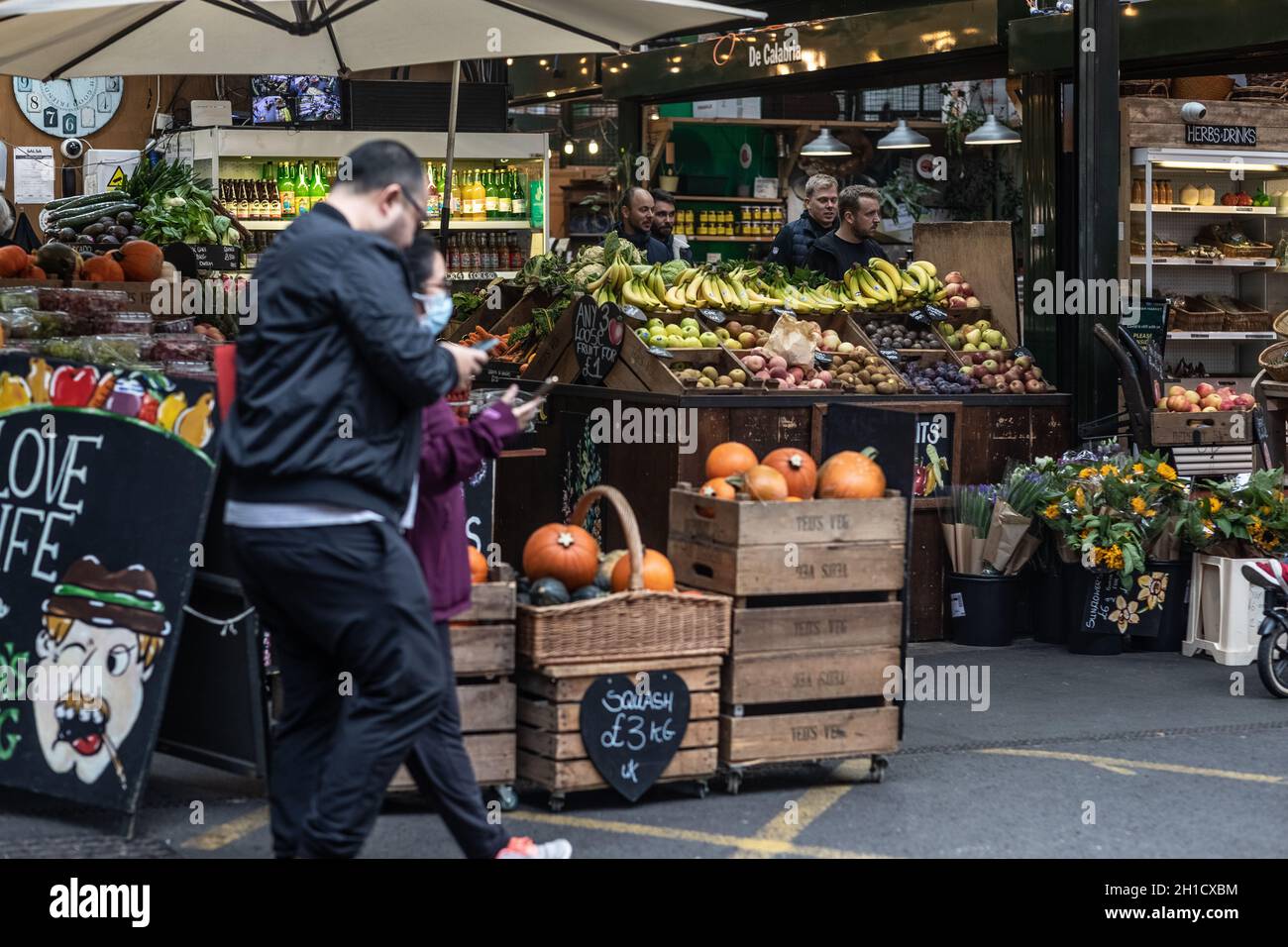 London Bridge and Borough Market Stock Photo - Alamy