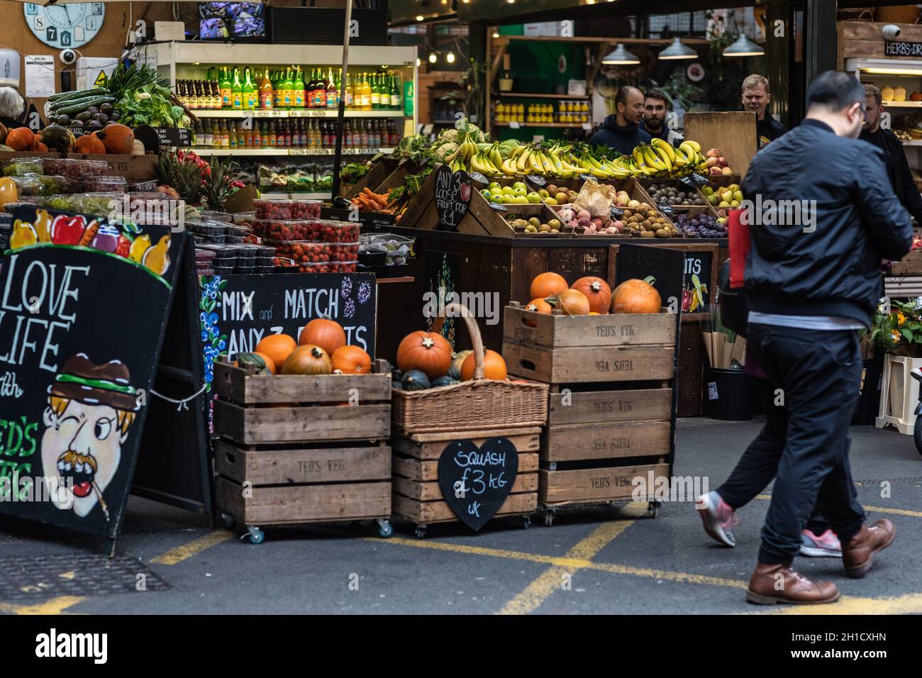 London Bridge and Borough Market Stock Photo - Alamy