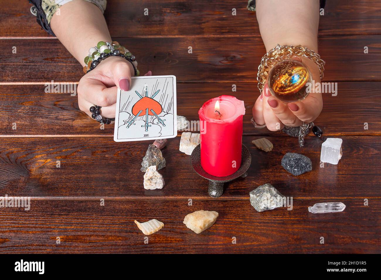 Insightful vintage hi-res stock photography and images - Alamy