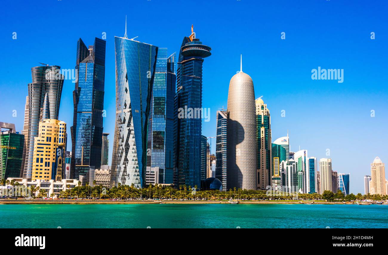 Doha skyline 2020 hi-res stock photography and images - Alamy