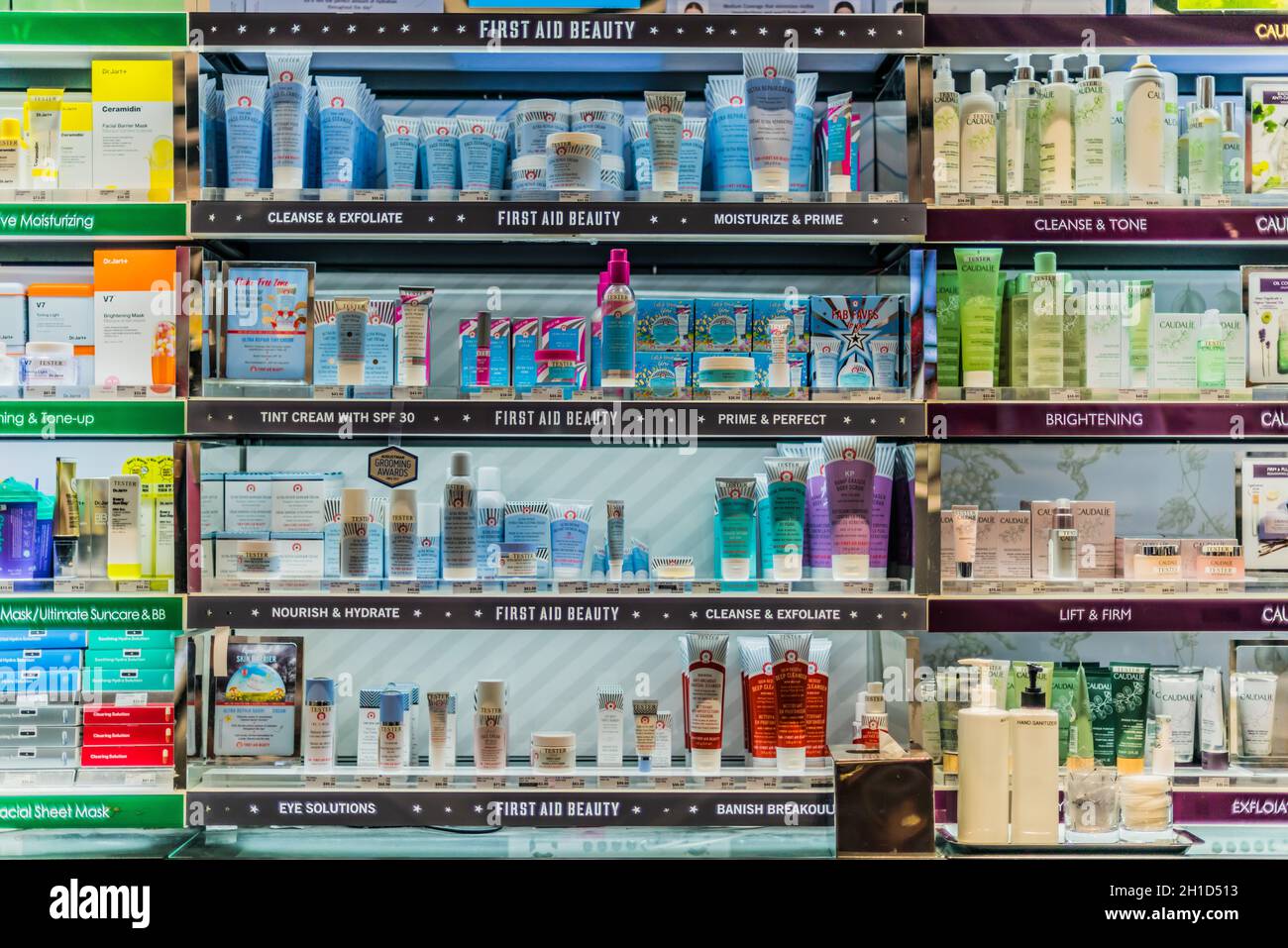 SINGAPORE - MAR 5, 2020: Cosmetics and skincare products on a store ...