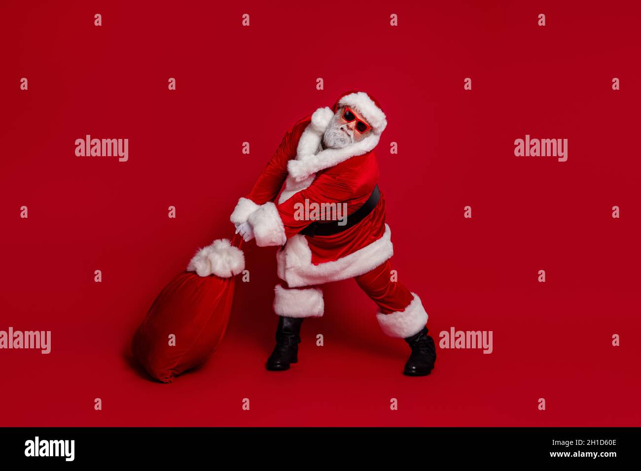 Dragging sack hi-res stock photography and images - Alamy