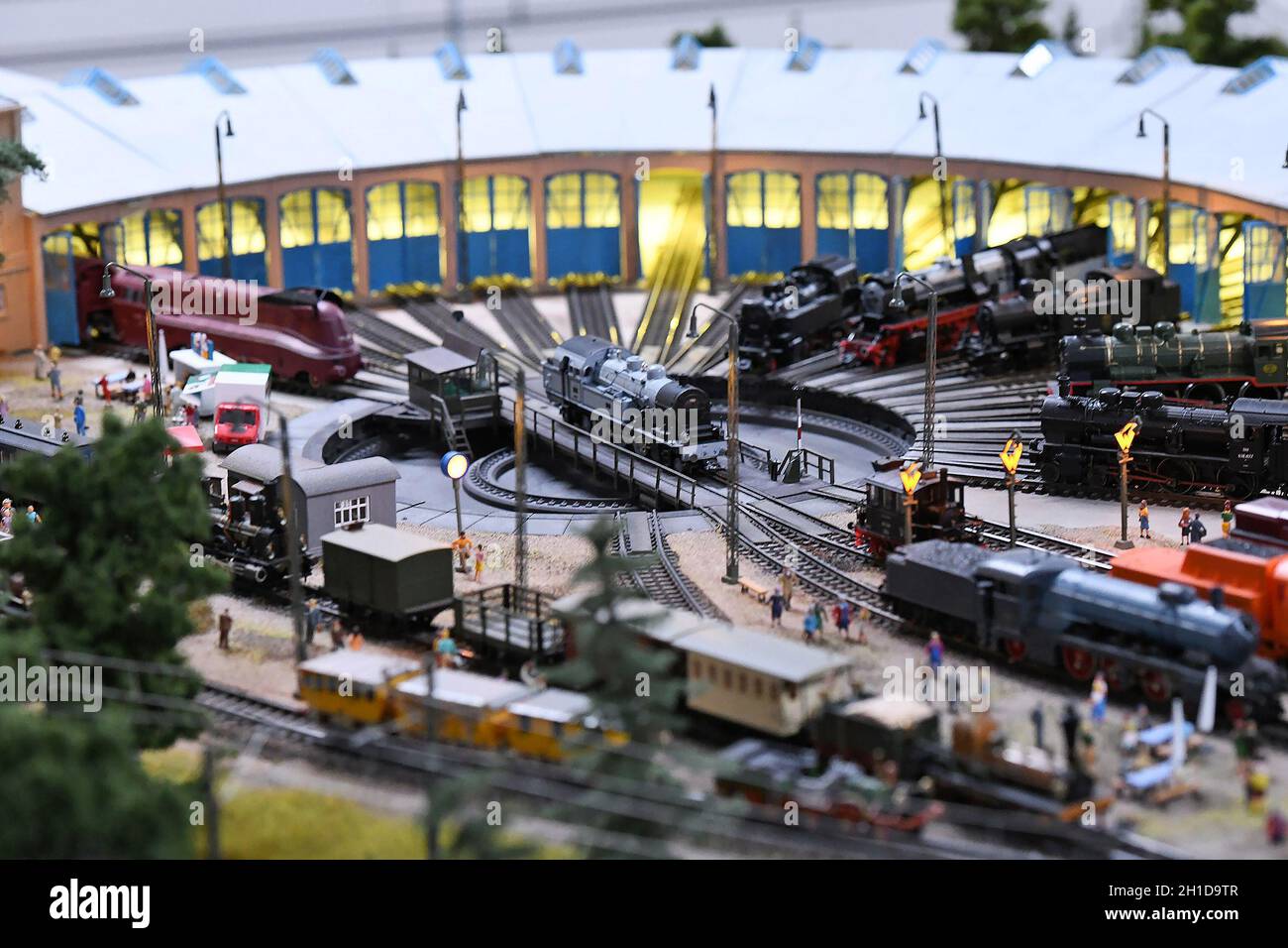 Eine Modelleisenbahn im "Traumwerk" in Piding (Bayern) - A Model ...