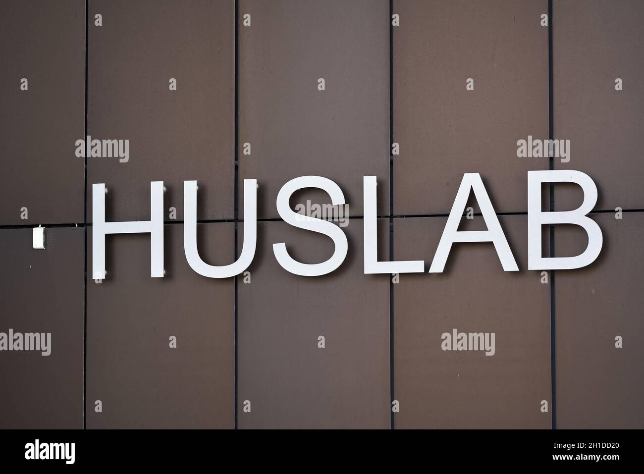 4 scientific logo hi-res stock photography and images - Alamy