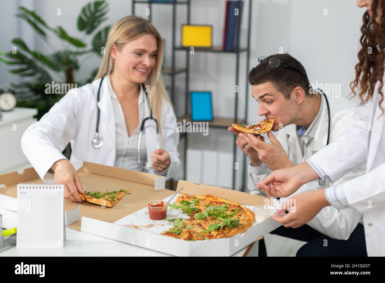 Doctors duties hi-res stock photography and images - Alamy