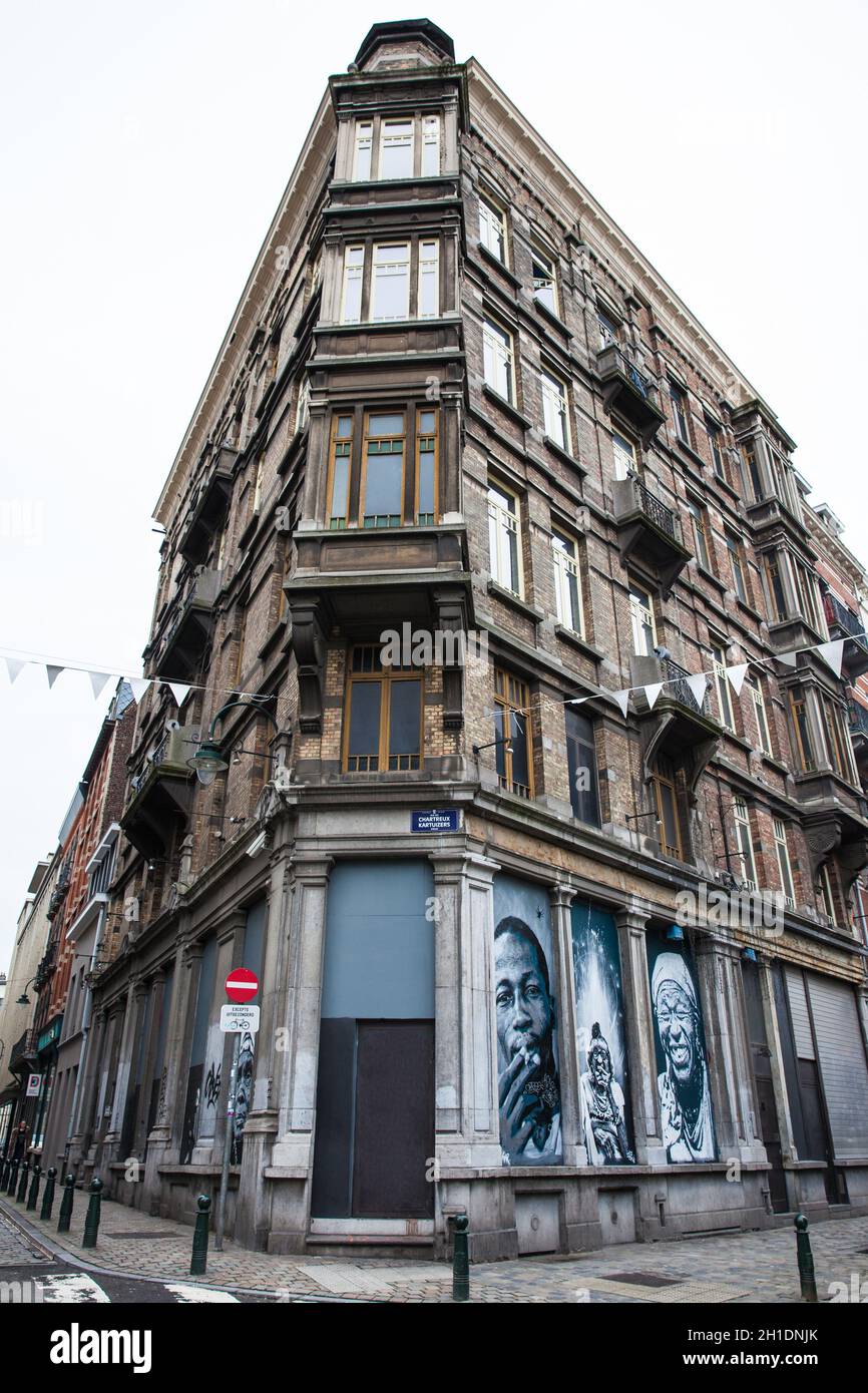 PARIS, FRANCE - MARCH, 2018: Beautiful antique triangular building in ...