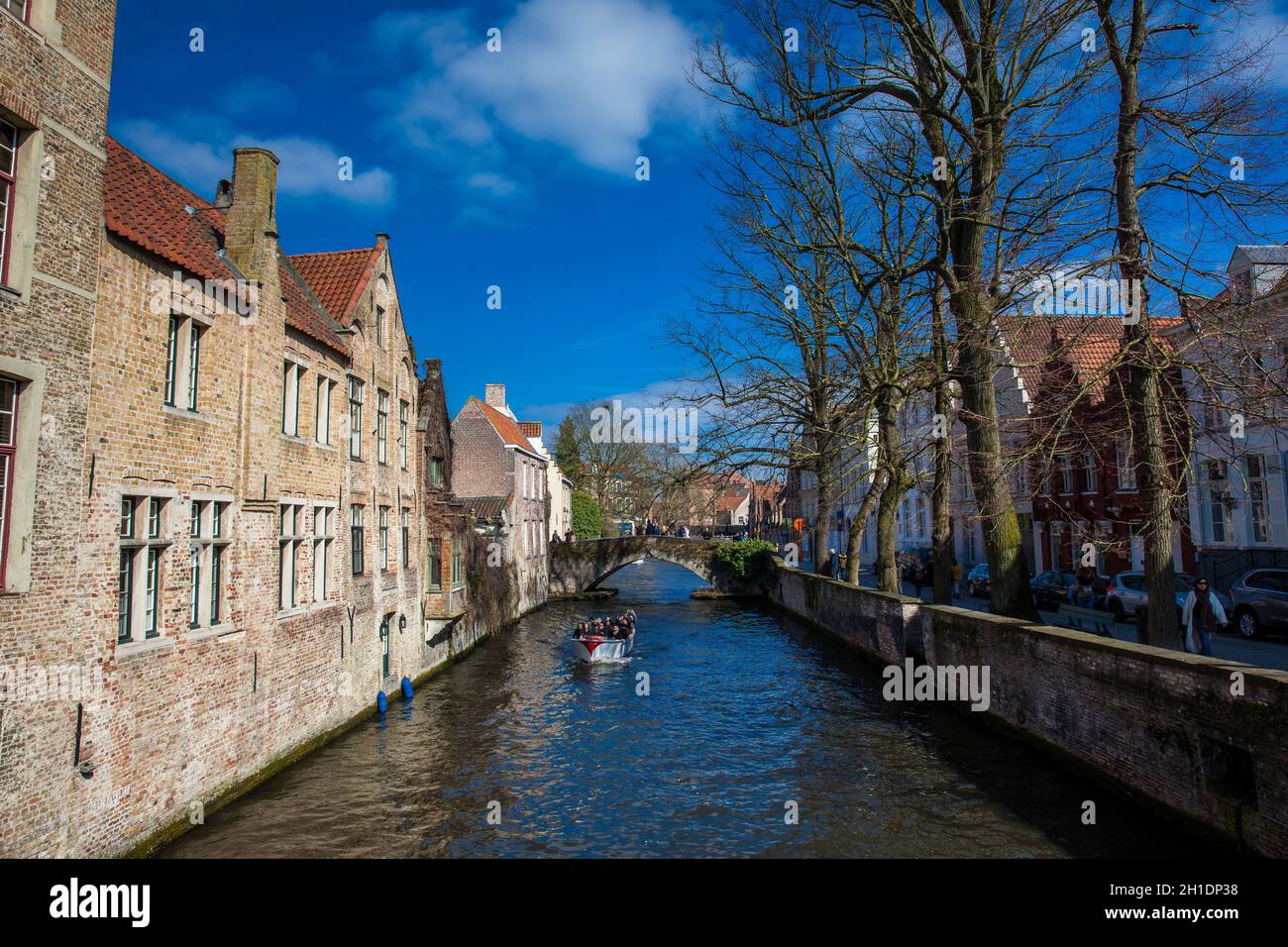 BRUGES, BELGIUM - MARCH, 2018: Canals of the historical and beautiful ...