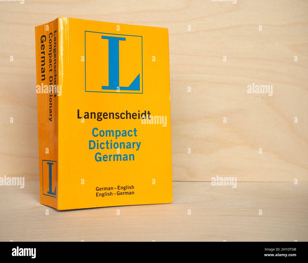 German english dictionary hi-res stock photography and images - Alamy