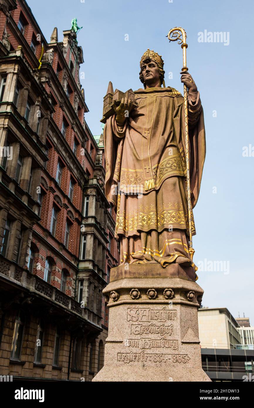 The historic Bischof Ansgar statue in Hamburg Stock Photo - Alamy