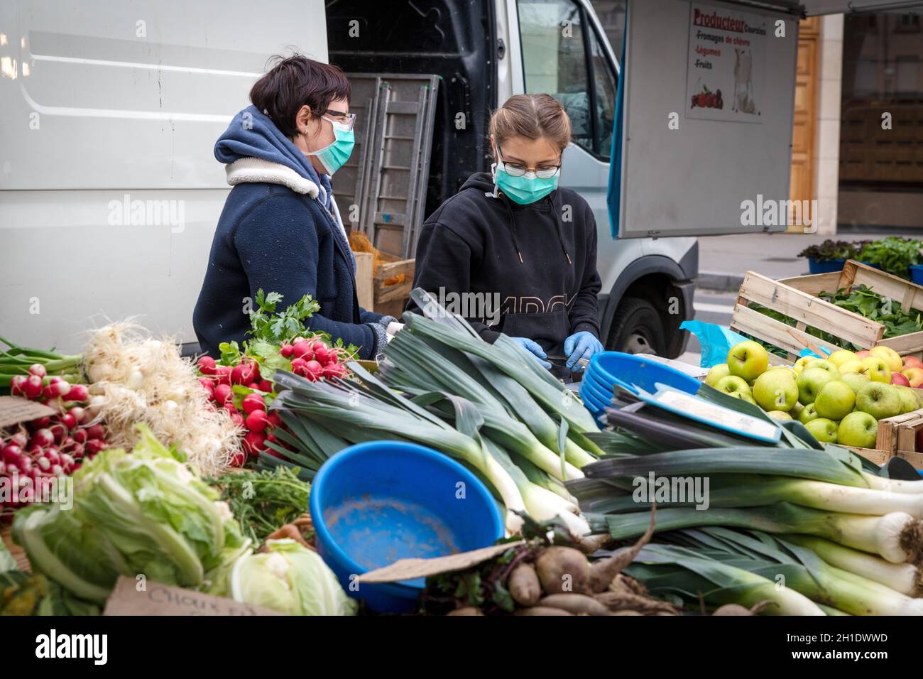 March 22, 2020, Lyon Croix Rousse, france : Market in the street ...