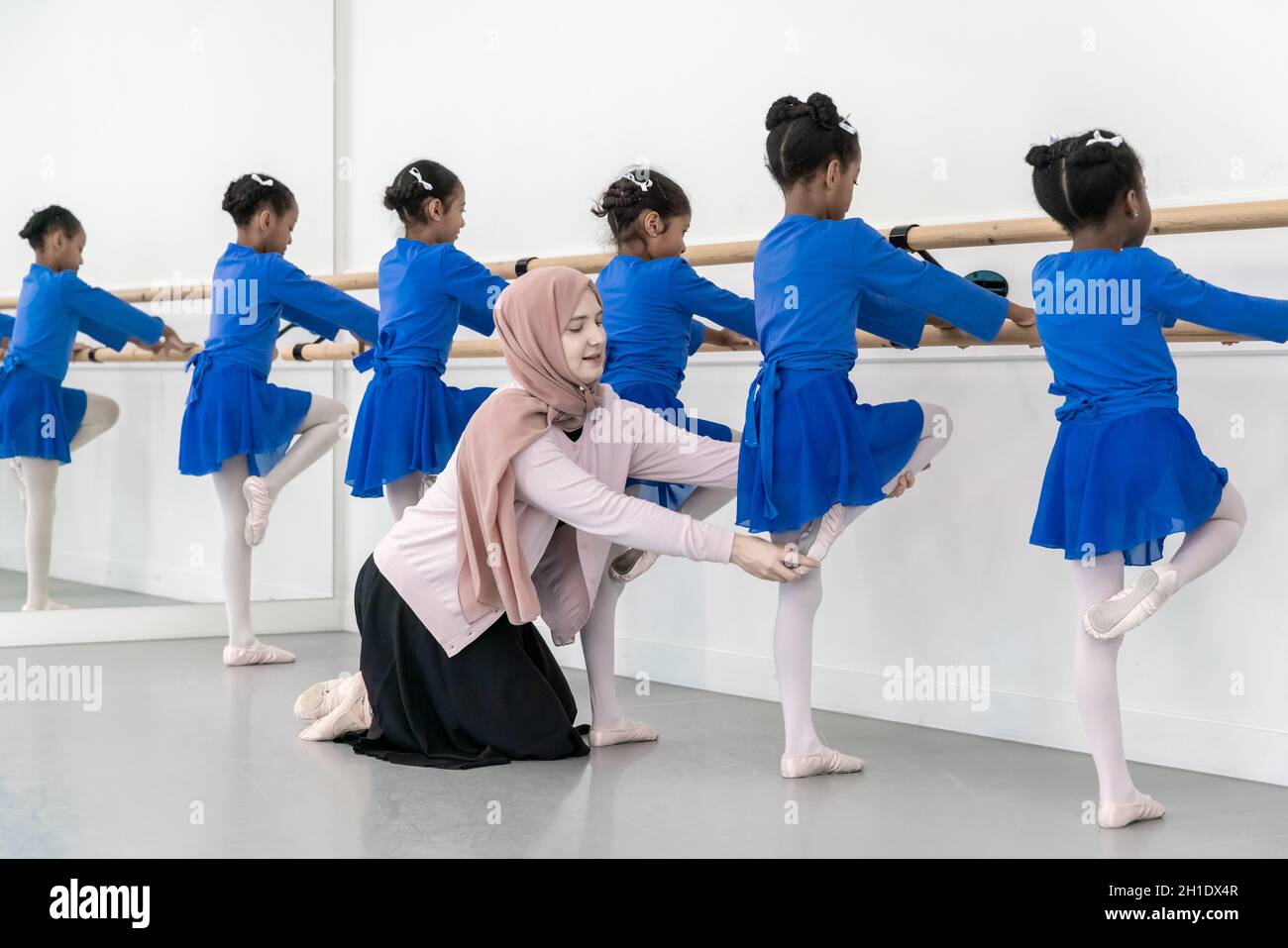 London, UK. 18th Oct, 2021. World Ballet Day: Muslim Ballet School ...