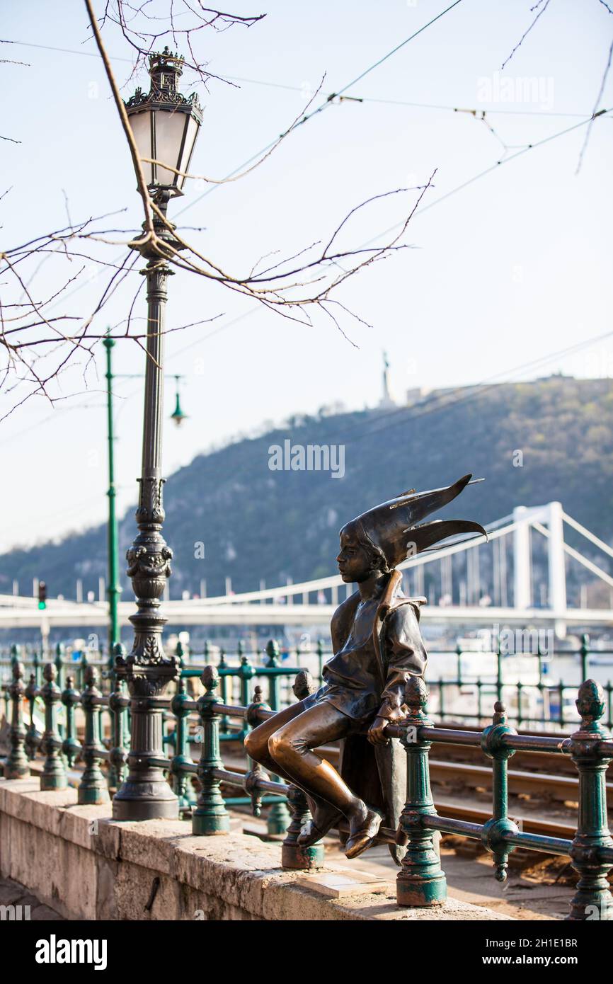 BUDAPEST, HUNGARY - APRIL, 2018: The famous Little Princess statue ...