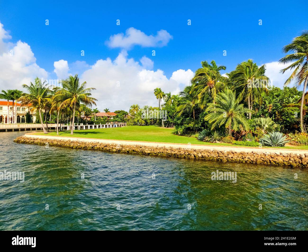 Luxury mansion in exclusive part of Fort Lauderdale known as small ...