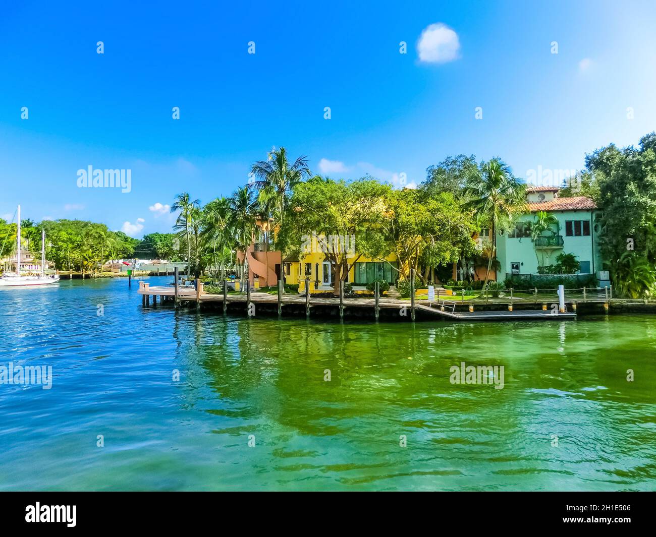 Luxury mansion in exclusive part of Fort Lauderdale known as small ...