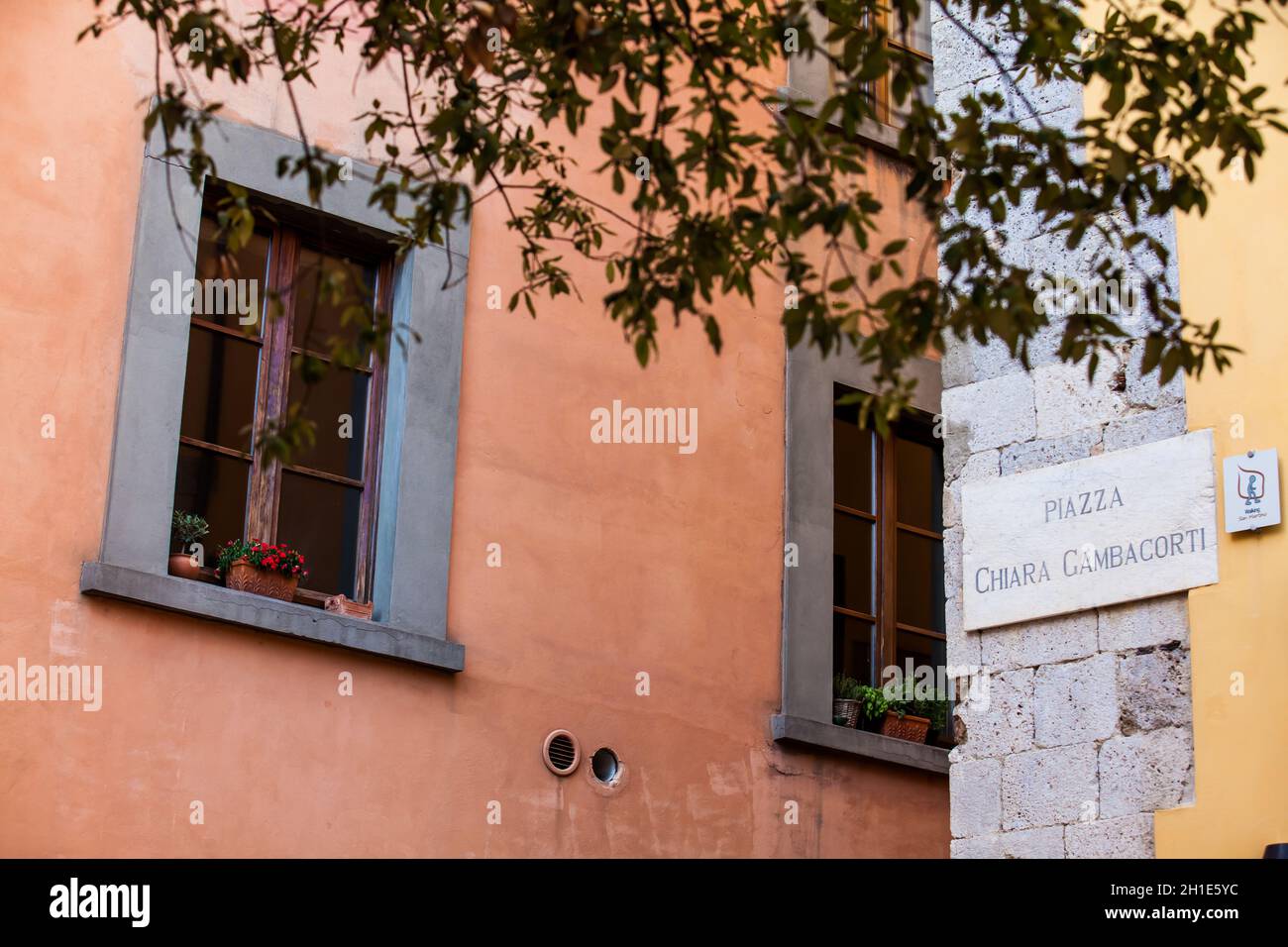 PISA, ITALY - APRIL, 2018: Details of the architecture of the Pisa city ...