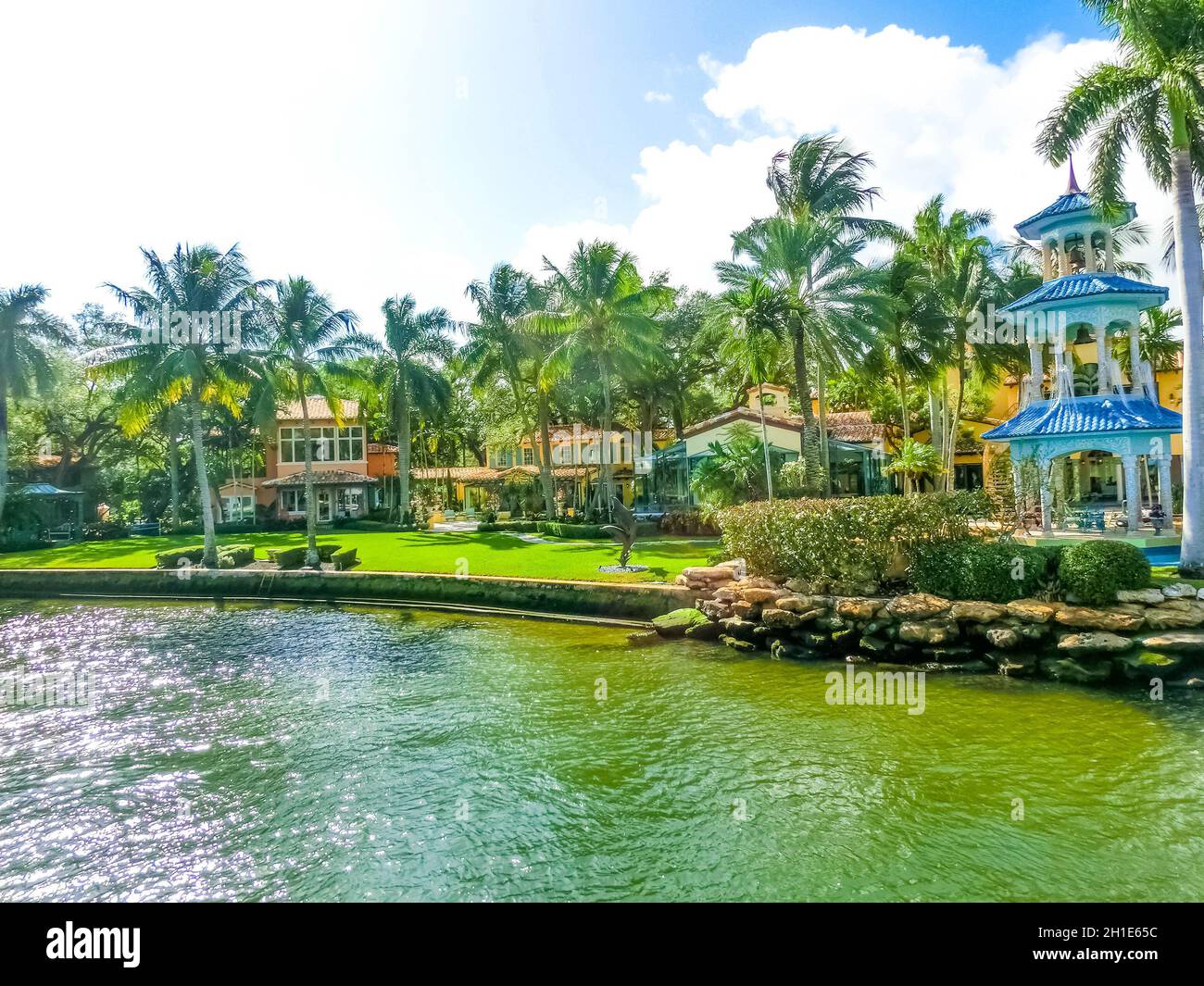 Luxury mansion in exclusive part of Fort Lauderdale known as small ...