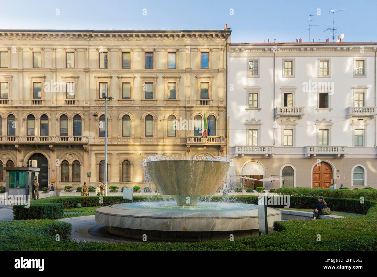 Milan historic gardens hi-res stock photography and images - Alamy