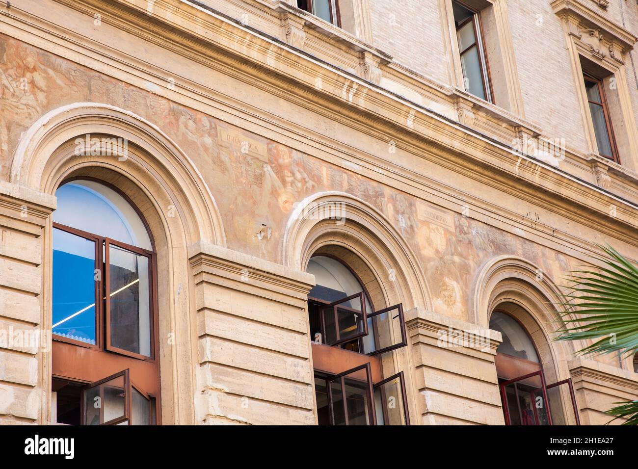 Sapienza University Rome High Resolution Stock Photography and Images ...