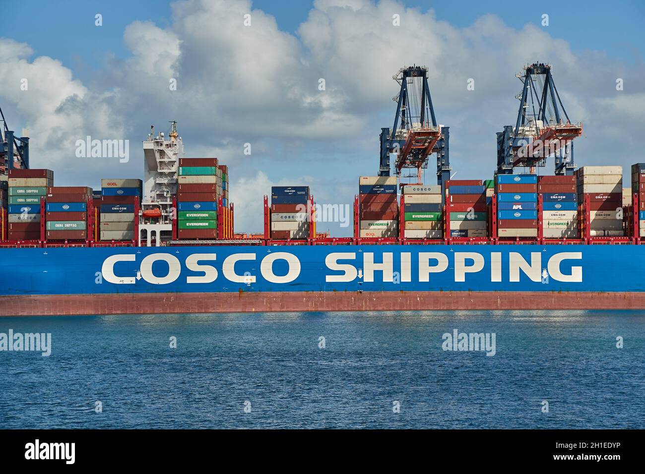 Europort rotterdam containers hi-res stock photography and images - Alamy