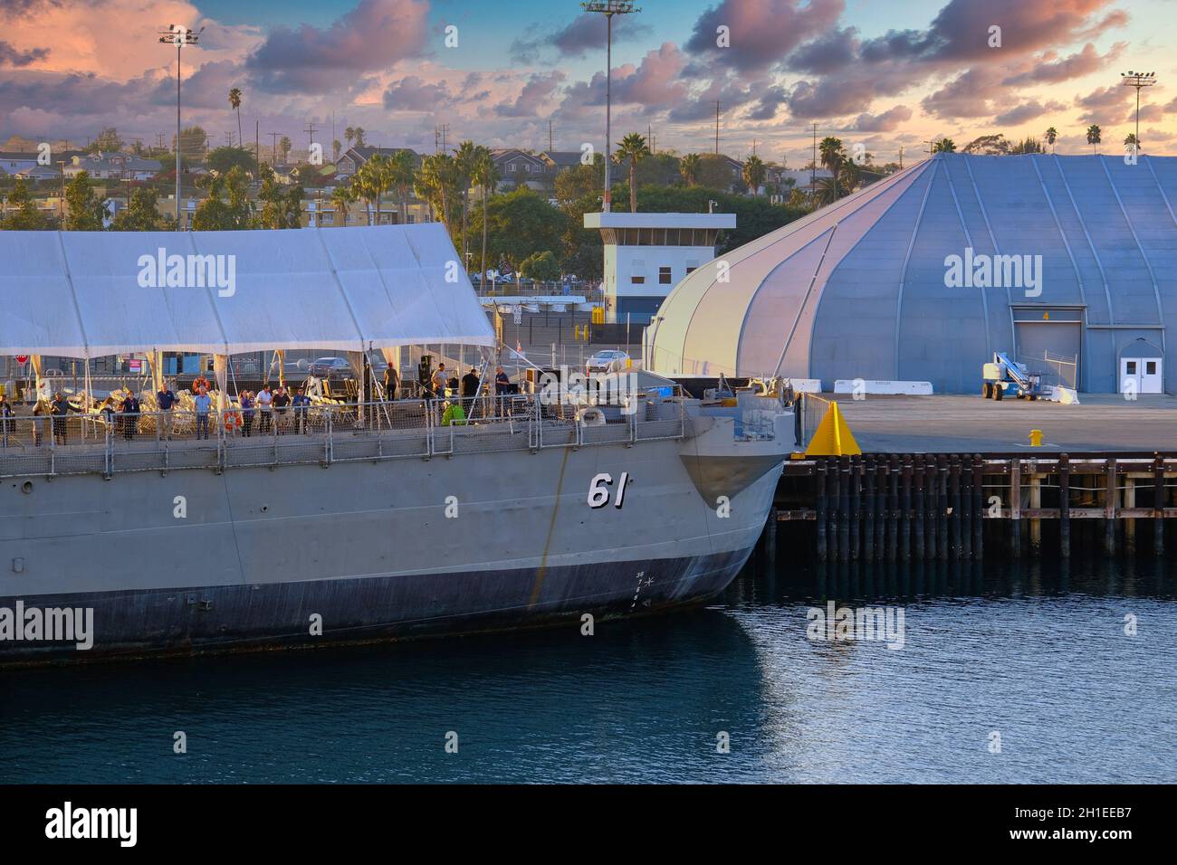 Iowa class battleship hi-res stock photography and images - Alamy