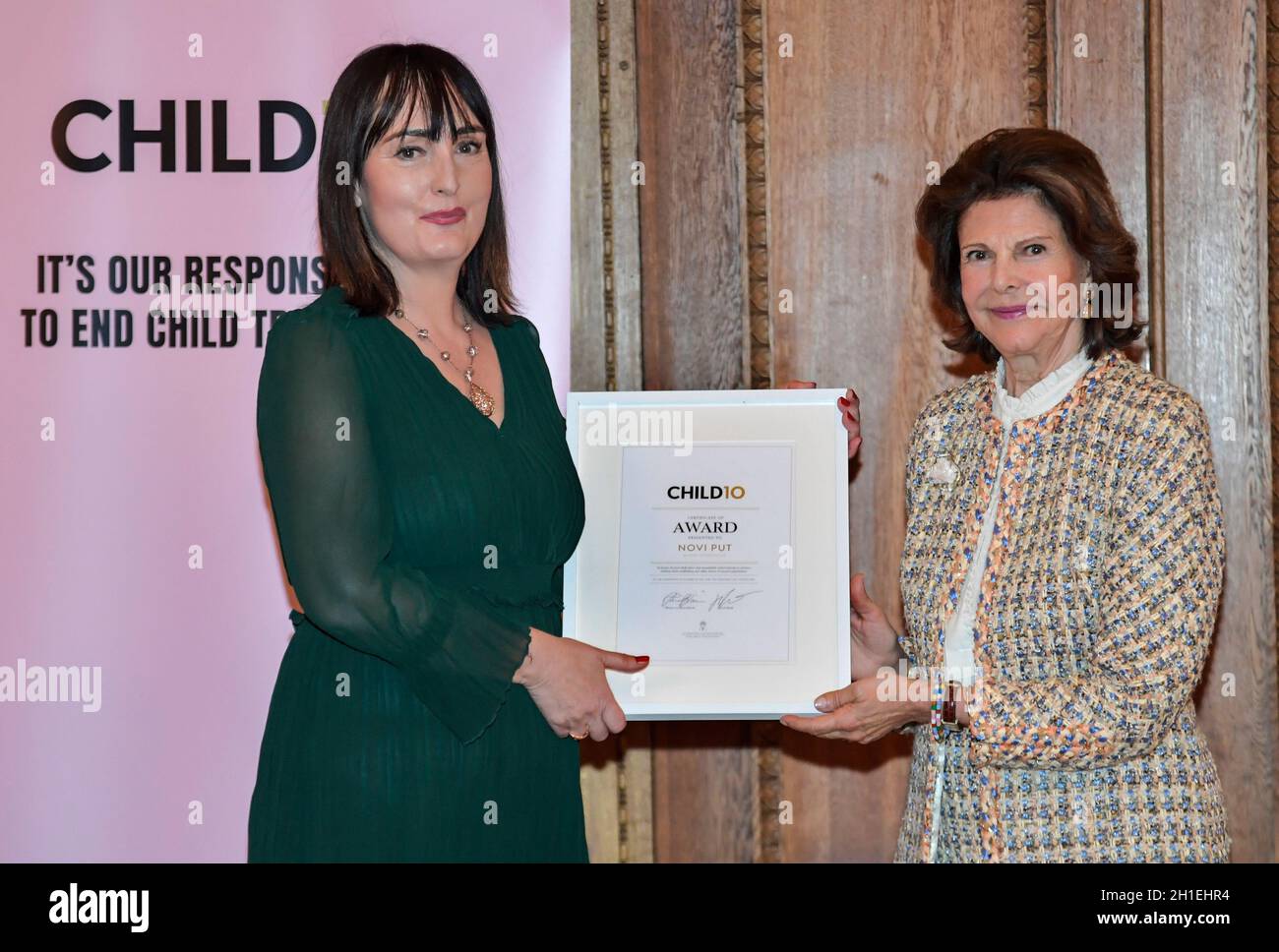 Abida pehlic hi-res stock photography and images - Alamy