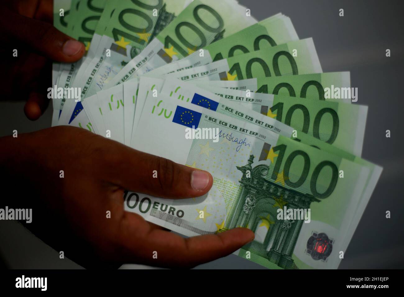 Pay slip euro hi-res stock photography and images - Alamy