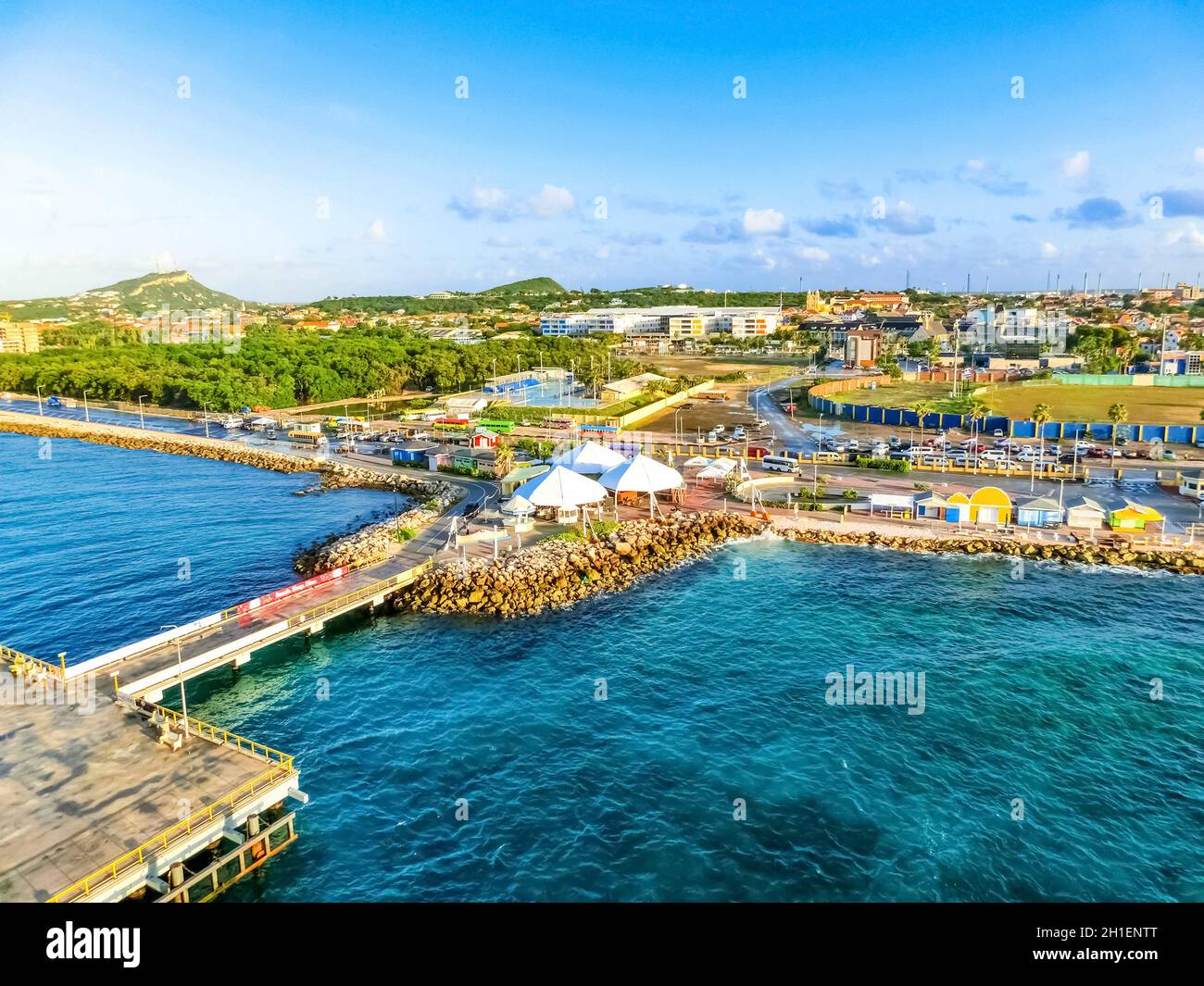 The Island Curacao is a tropical paradise in the Antilles in the ...