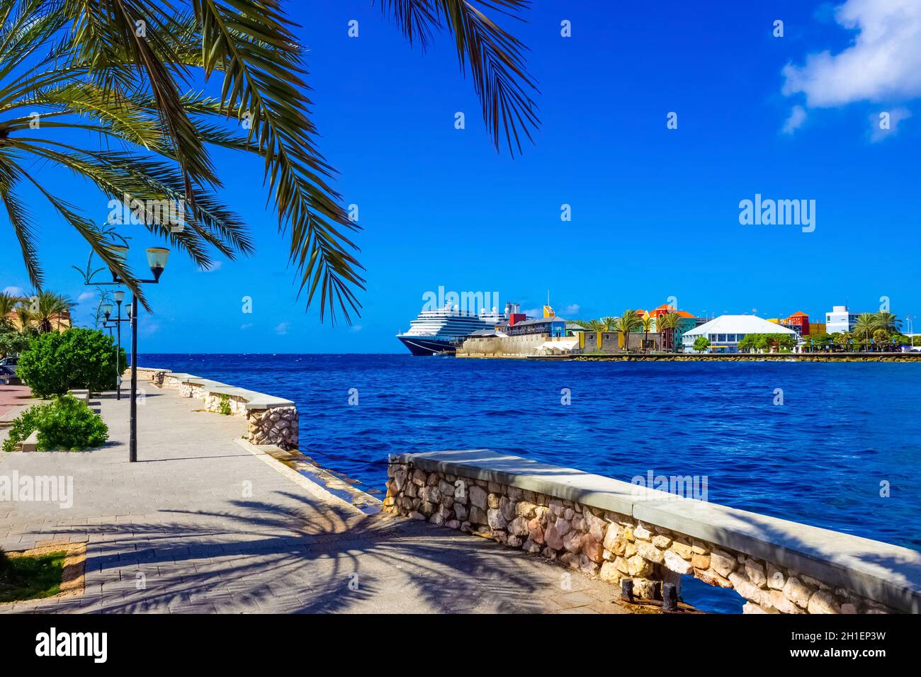 The view of Rif Fort at Willemstad, Curacao, Caribbean Stock Photo - Alamy