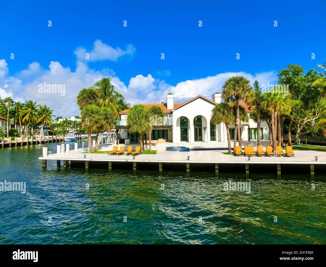 Luxury mansion in exclusive part of Fort Lauderdale known as small ...