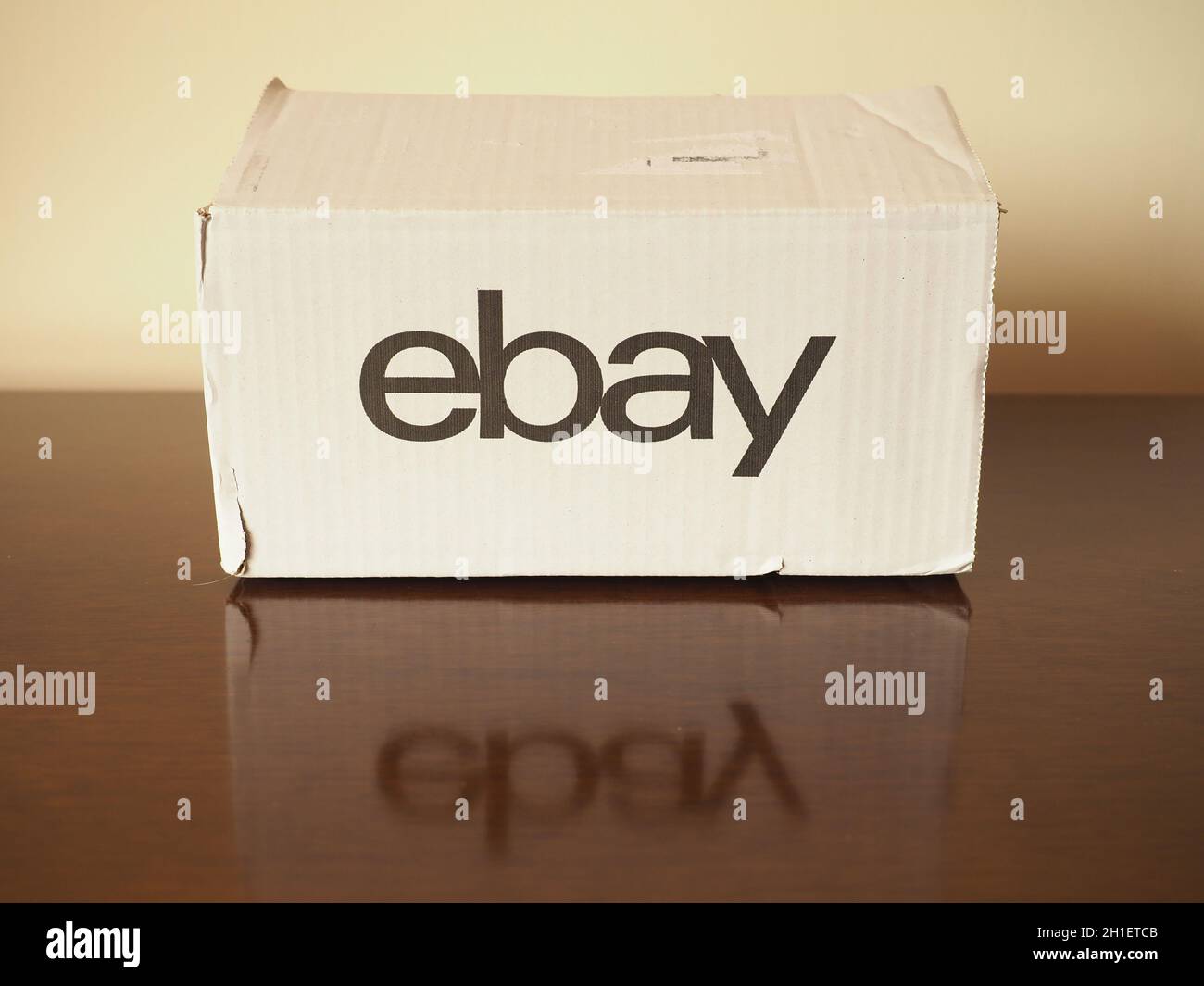 Ebay uk hi-res stock photography and images - Alamy