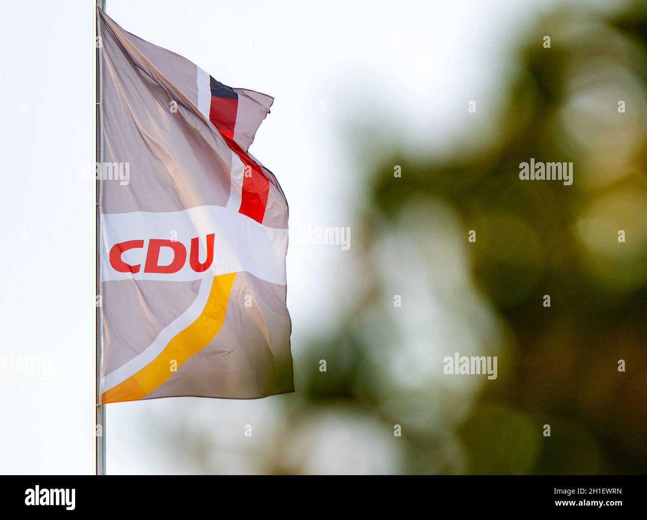 Berlin, Germany. 18th Oct, 2021. The CDU flag waves in the wind in ...