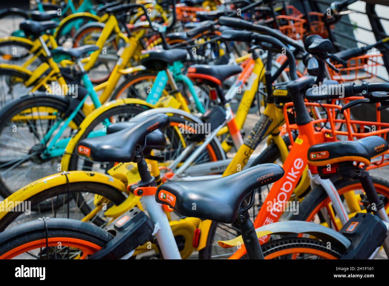 Chinese share bikes hi-res stock photography and images - Alamy
