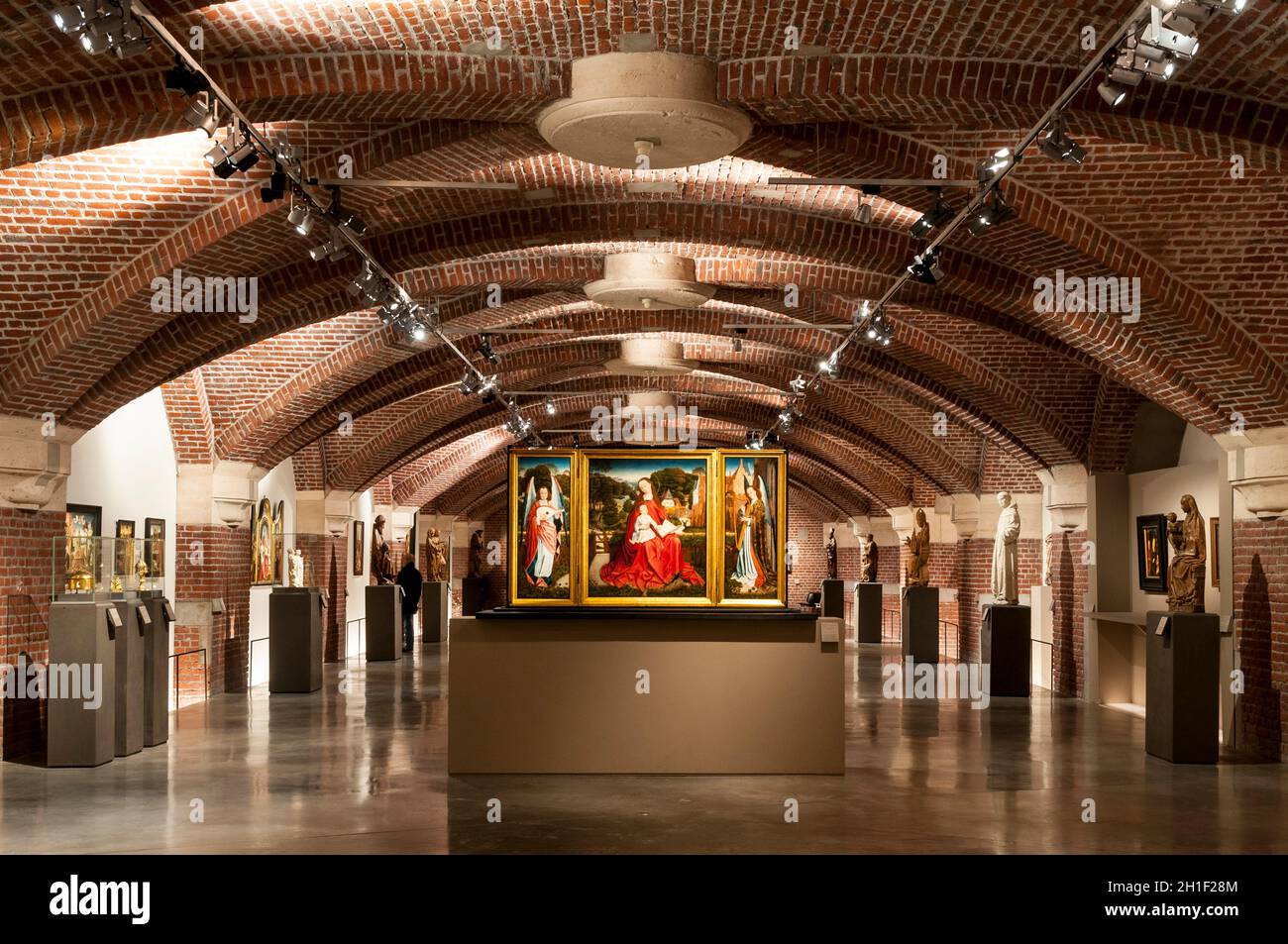 FRANCE. NORD (59). LILLE. THE PALACE OF FINE ARTS. OLD HALL NETHERLANDS ...
