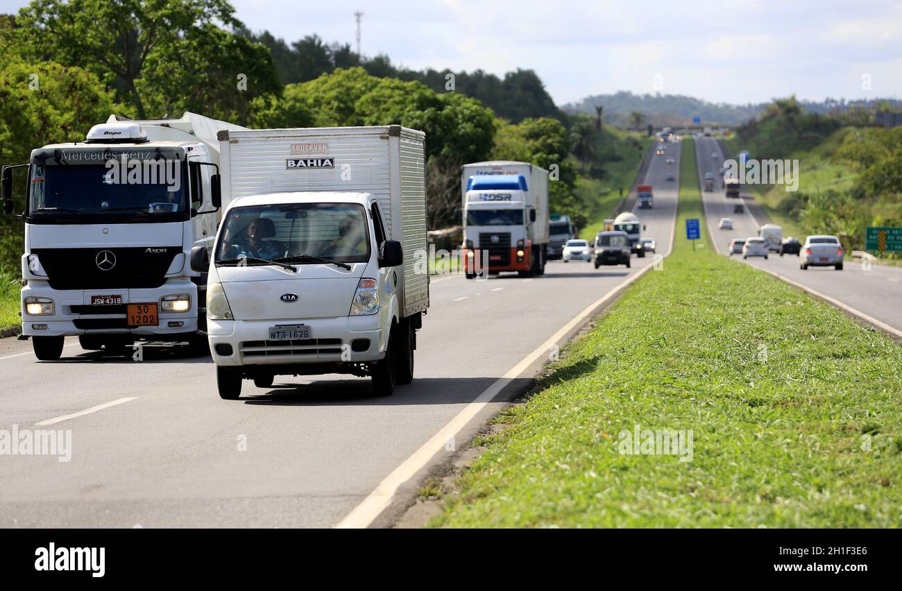 simoes filho, bahia / brazil - march 24, 2017: Movement of cargo ...