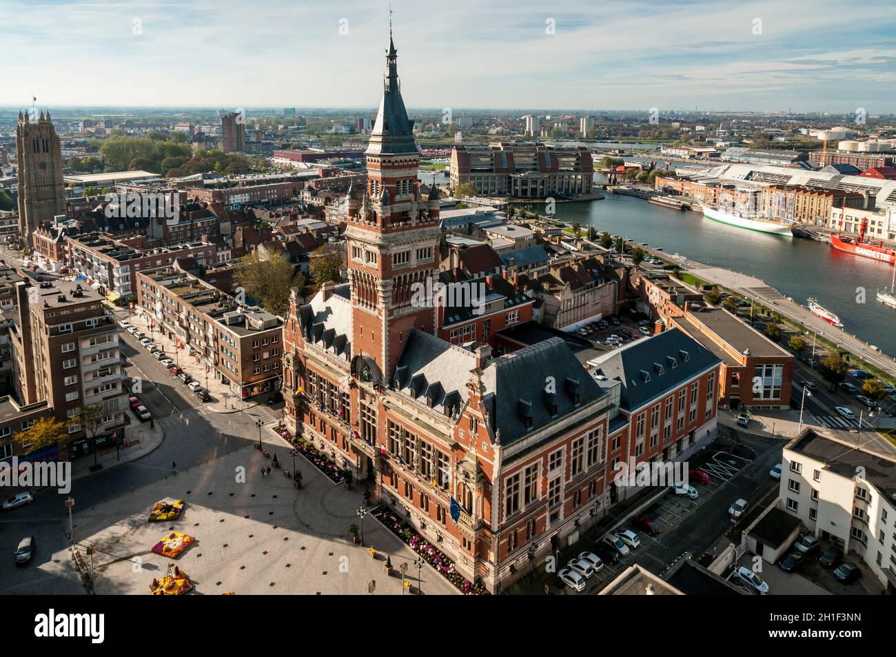 Dunkerque city hall hi-res stock photography and images - Alamy