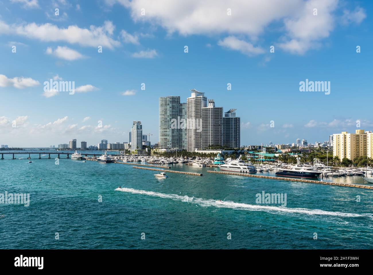 Miami, FL, United States - April 28, 2019: Luxury high-rise ...