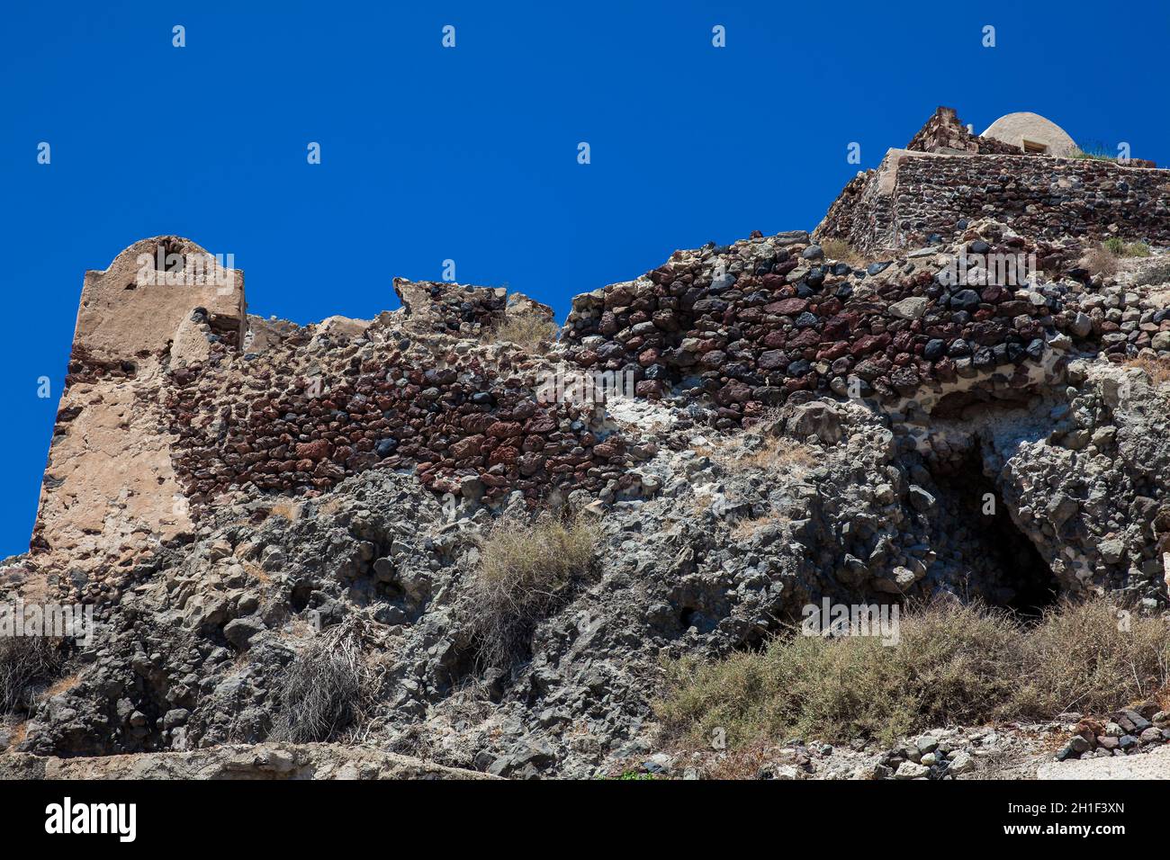 Santorini venetian castle hi-res stock photography and images - Alamy