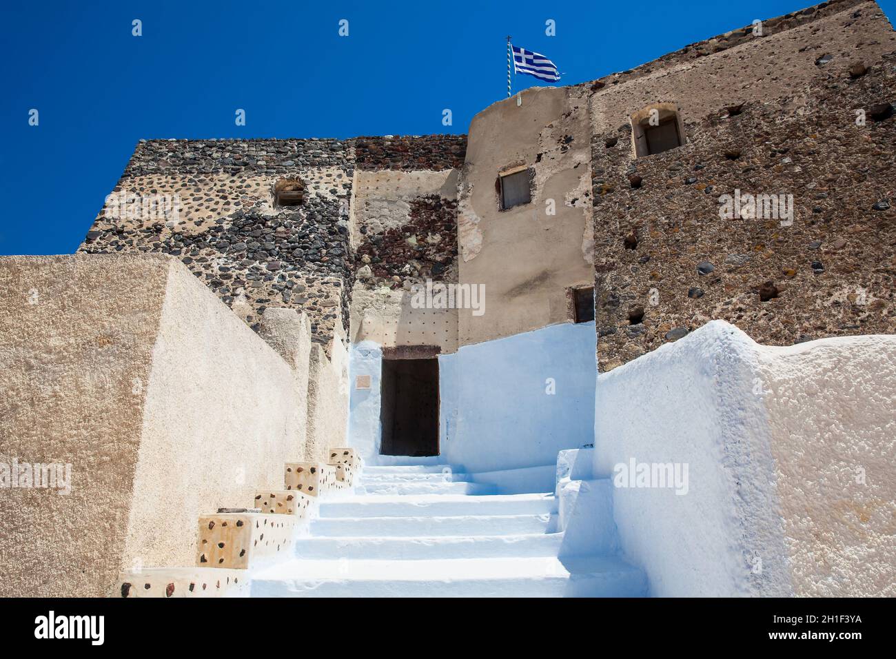 Santorini venetian castle akrotiri hi-res stock photography and images ...